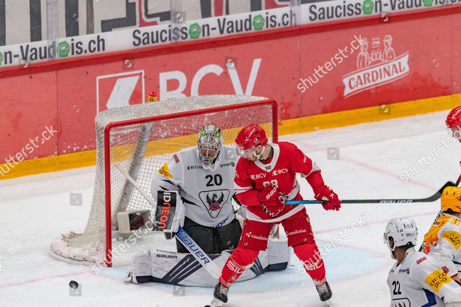 LAUSANNE SWITZERLAND 03272022 RETO BERRA GOALKEEPER Editorial Stock ...