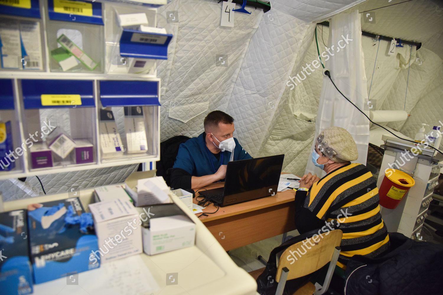 Doctor Receives Patient Israeli Field Hospital Editorial Stock Photo ...