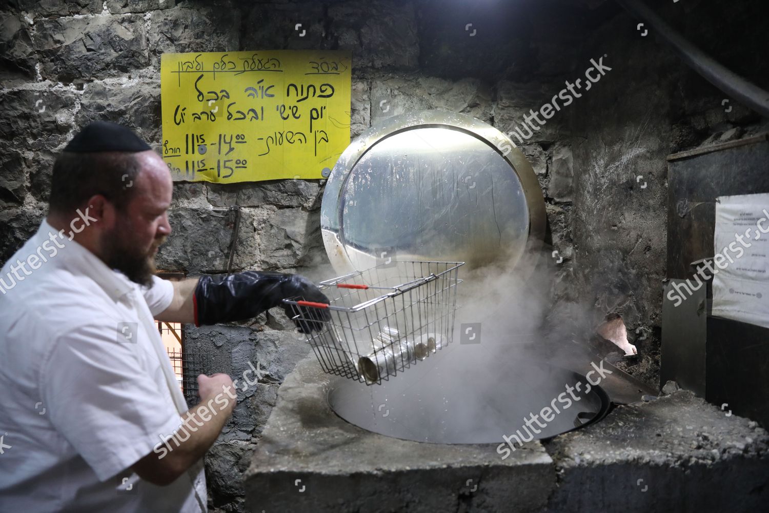 Ultraorthodox Jews Clean Their Dishes Passover Editorial Stock Photo ...