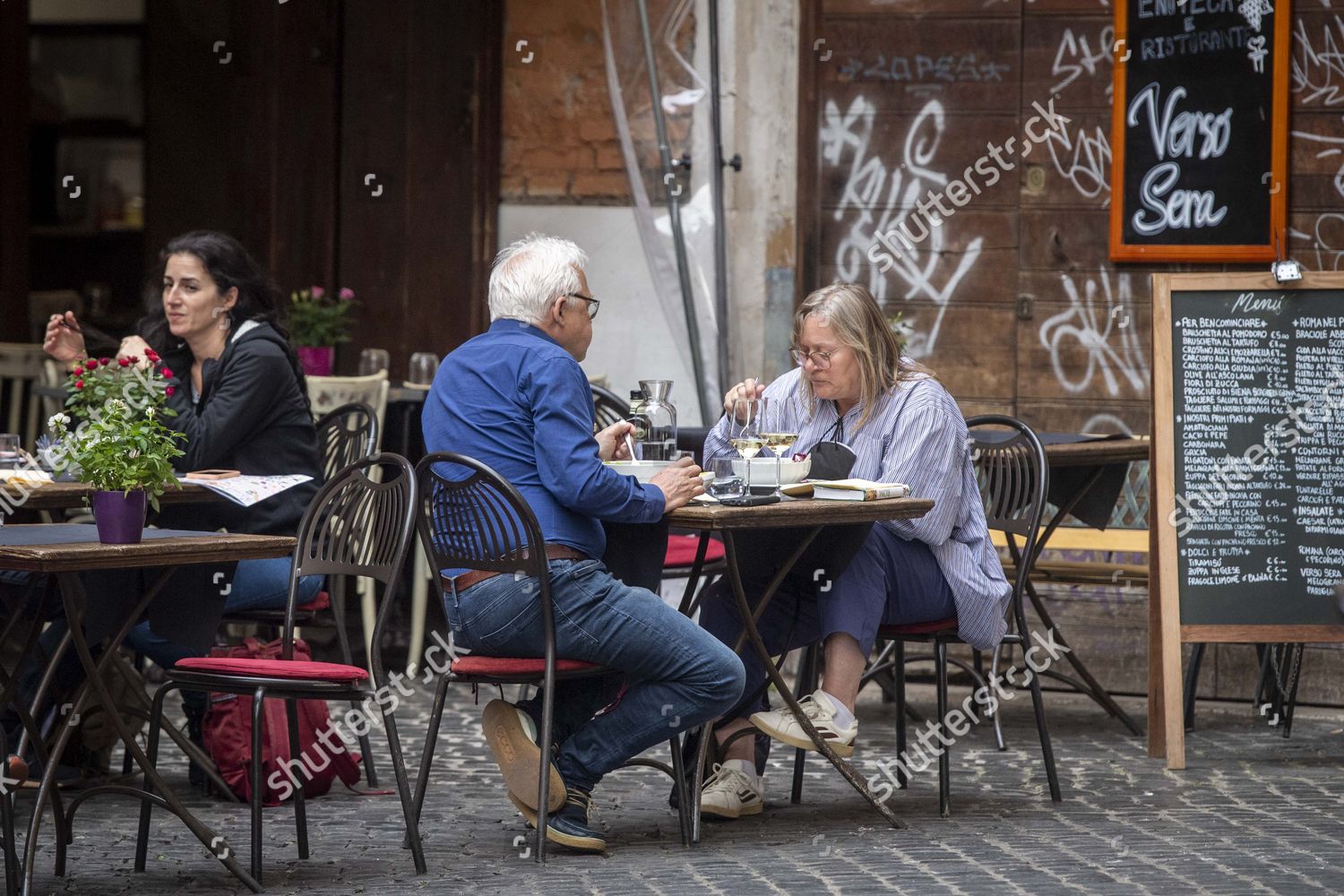Historic Center Rome Tourists Flock Bars Editorial Stock Photo - Stock ...