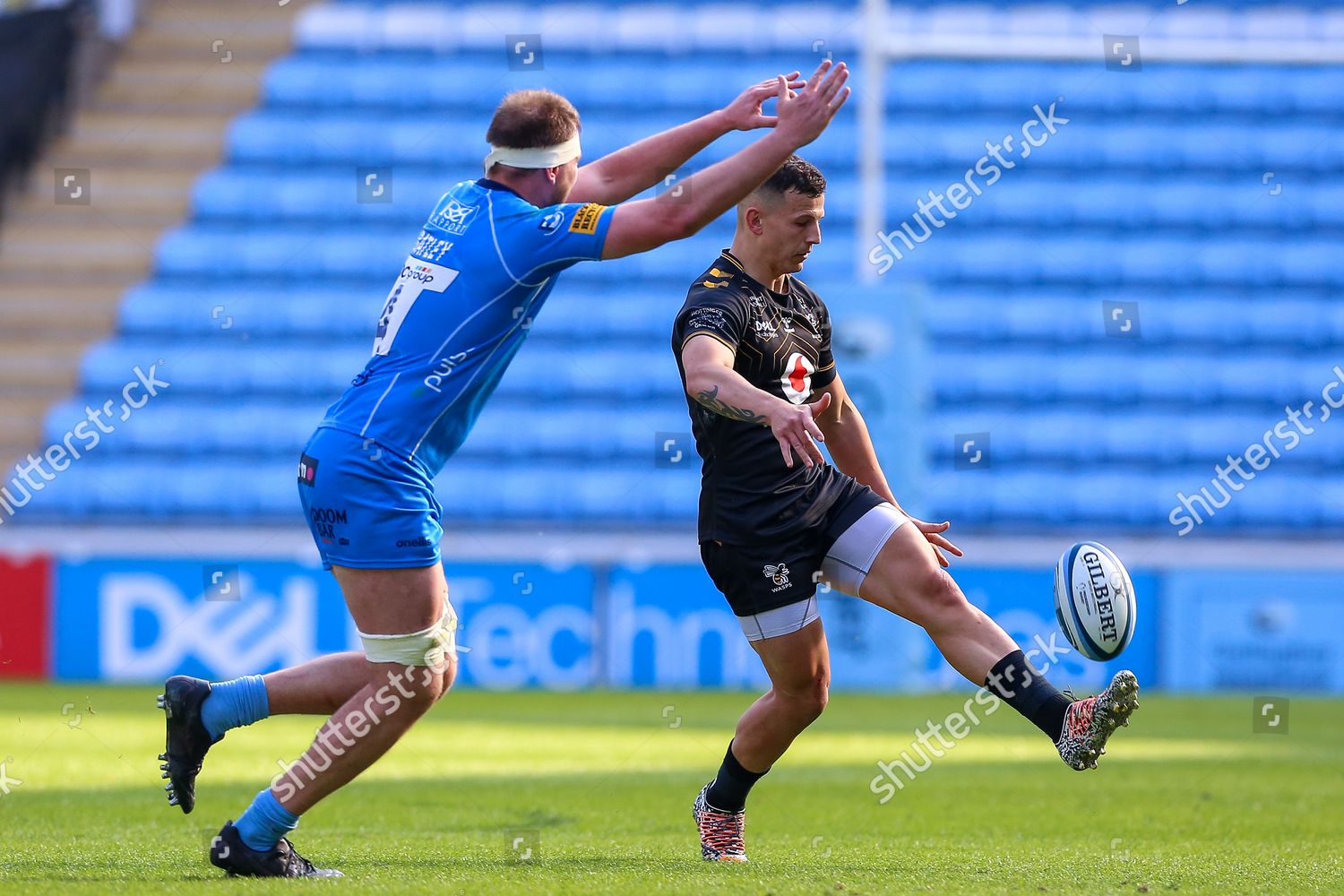 Ryan Mills Wasps Plays Drop Kick Editorial Stock Photo - Stock Image ...