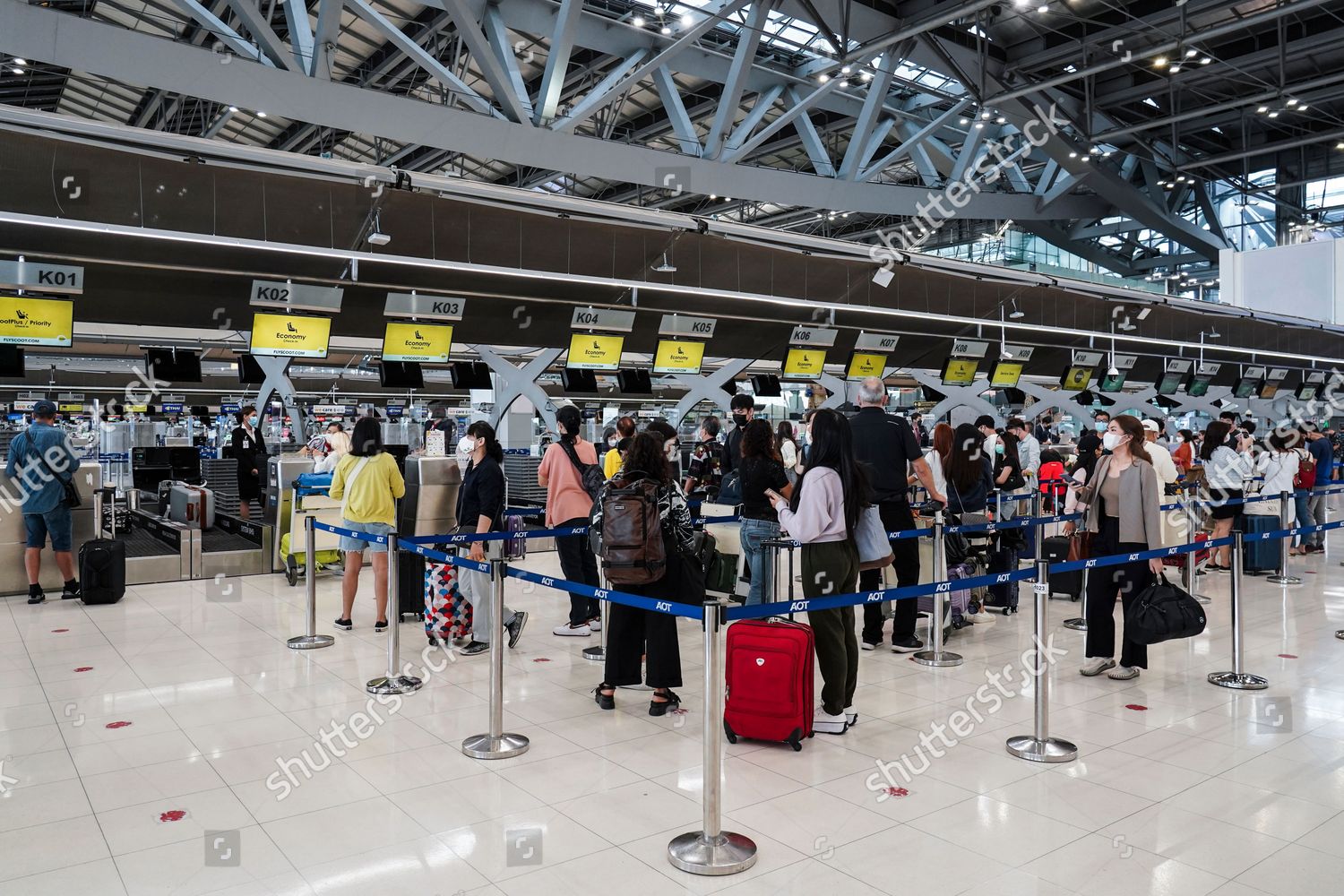 Tourists Wait Checkin Area Suvarnabhumi International Editorial Stock ...