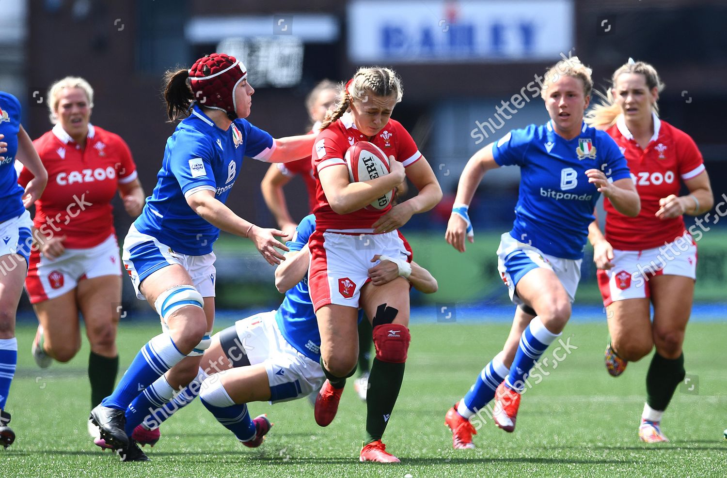 Hannah Jones Wales Spots Gap Editorial Stock Photo - Stock Image ...
