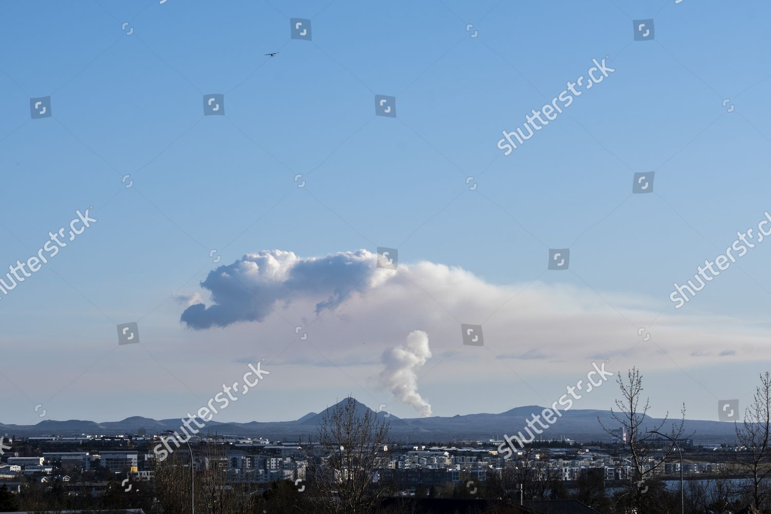 Smoke Plume Fagradalsfjall Volcano Column Smoke Editorial Stock Photo ...