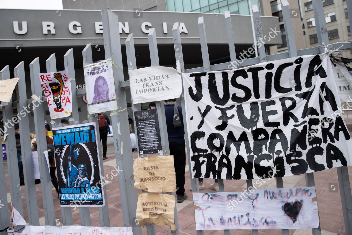 Supporters Leave Posters Support Communicator Journalist Editorial ...