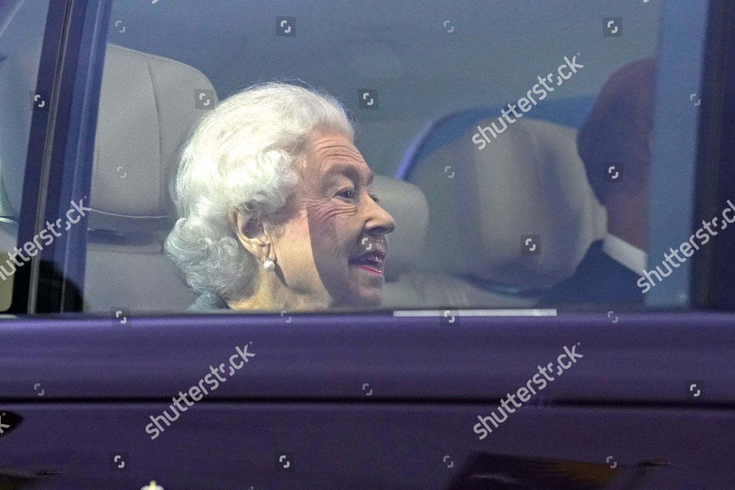 Queen Elizabeth Ii Arrives Gallop Through Editorial Stock Photo - Stock ...