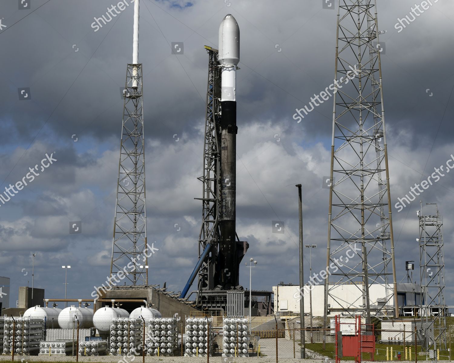 Spacex Falcon 8 Rocket Prepared Launch Editorial Stock Photo - Stock ...