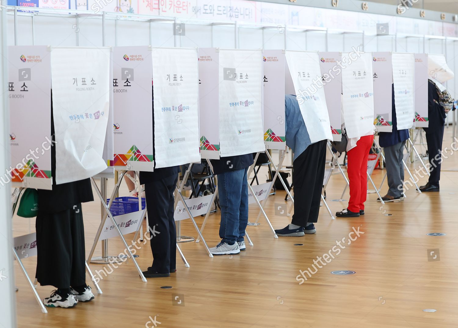 Outbound Tourists Cast Ballots Prior Their Editorial Stock Photo ...