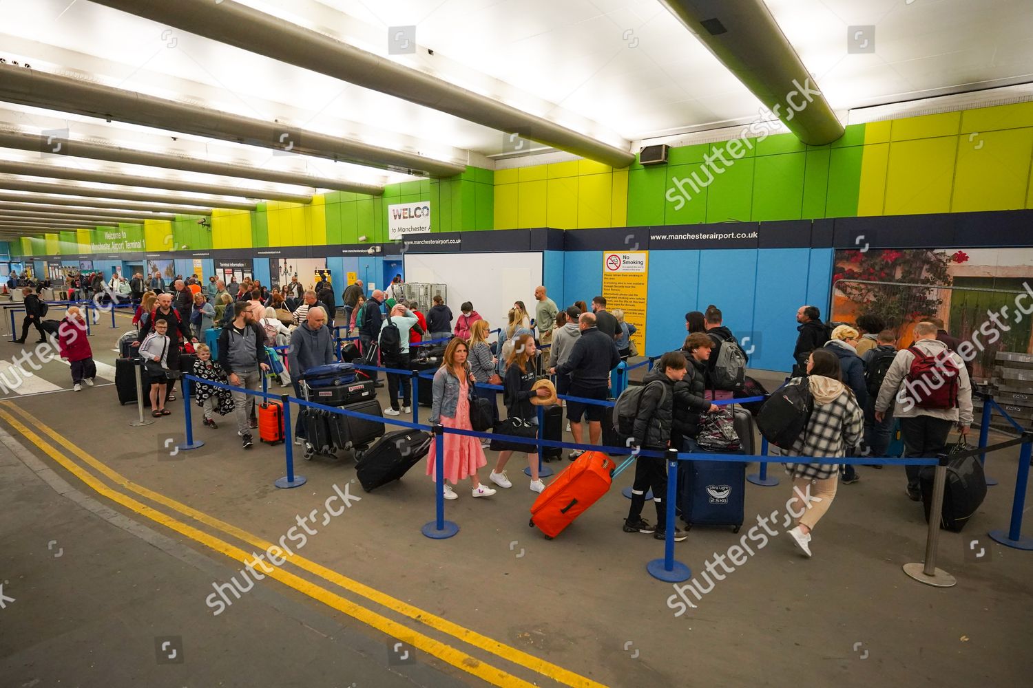 Passengers Queue Underground Car Park Outside Editorial Stock Photo ...
