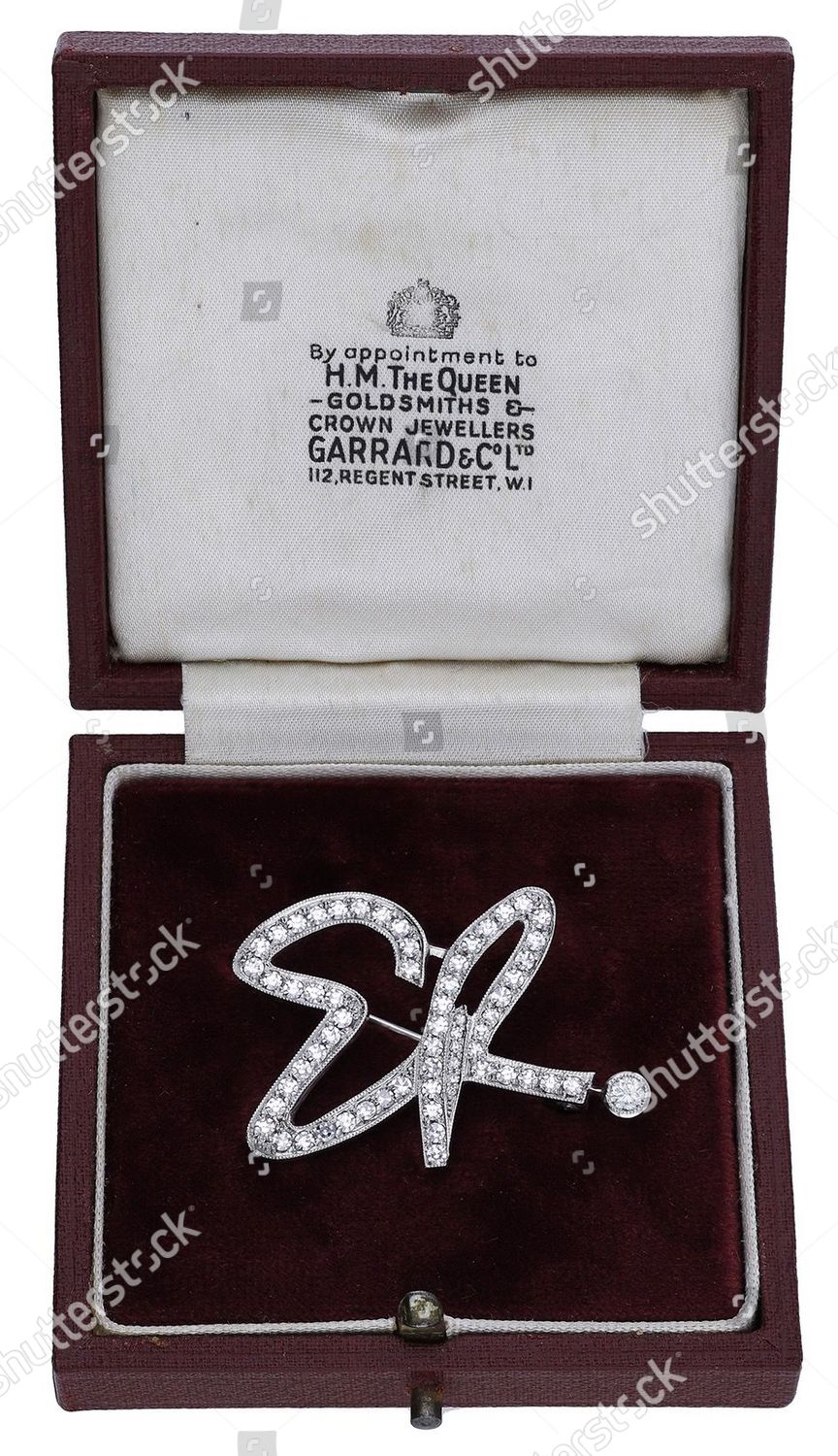 Stunning Diamond Brooch Queen Gave Duchess Editorial Stock Photo ...