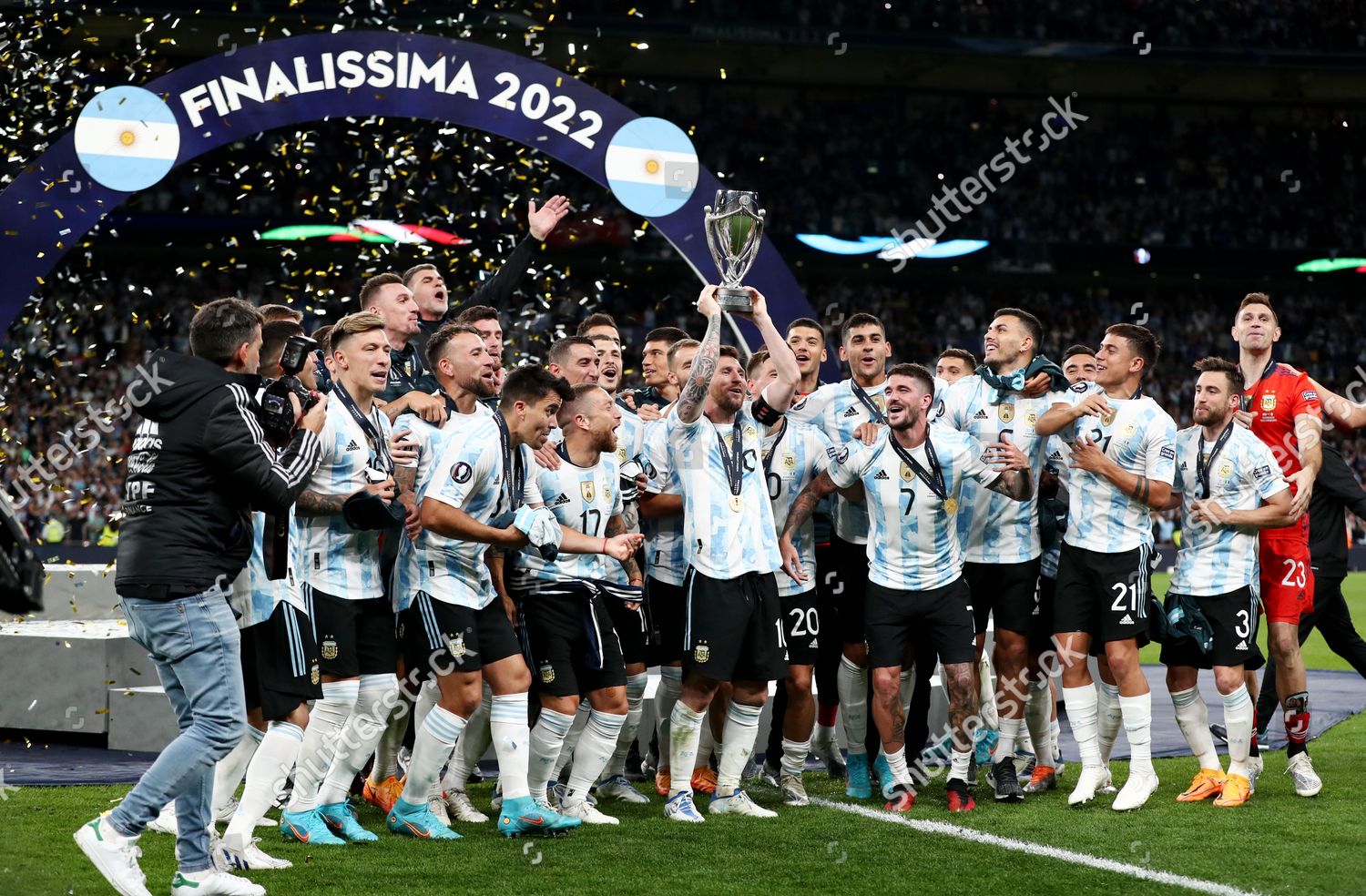 Lionel Messi Argentina Team Mates Celebrate Editorial Stock Photo ...