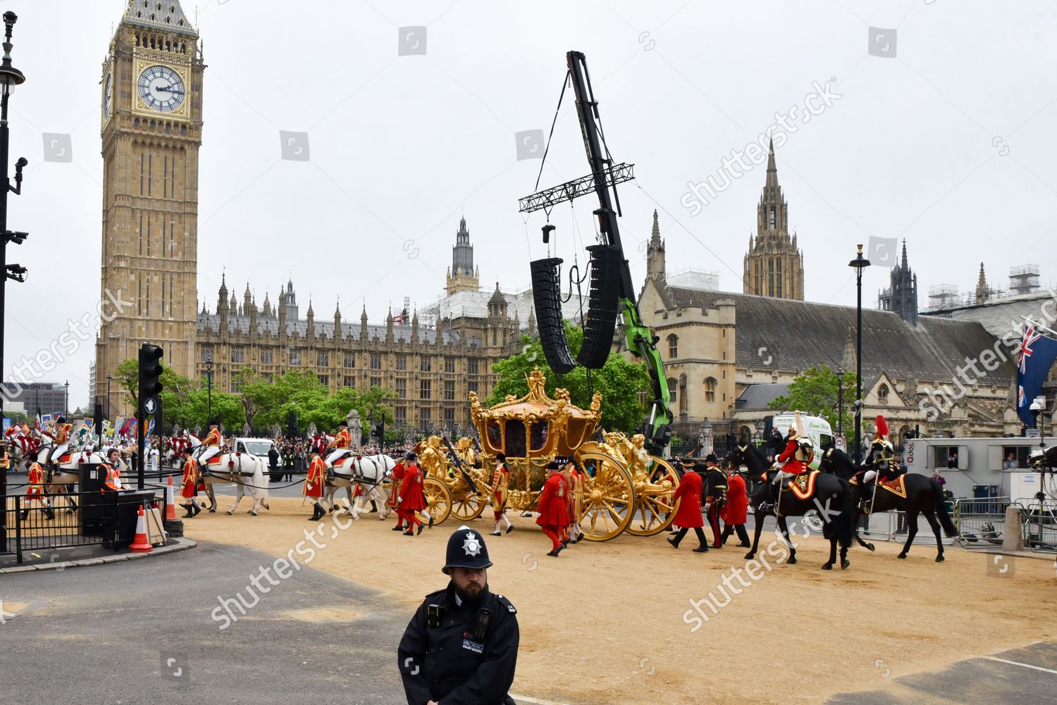 Large Crowds Line Streets London Platinum Editorial Stock Photo - Stock ...