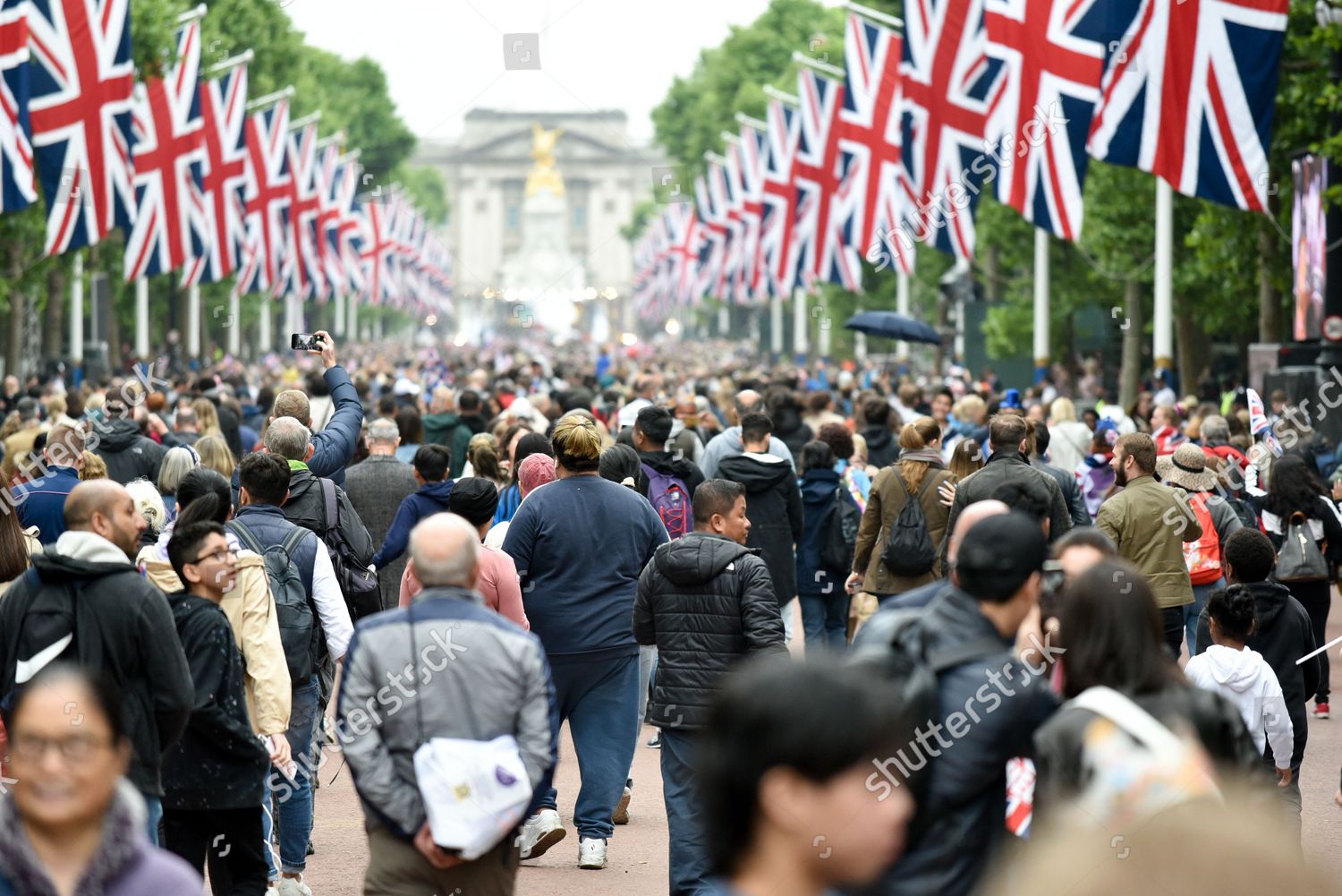Large Crowds Line Streets London Platinum Editorial Stock Photo - Stock ...