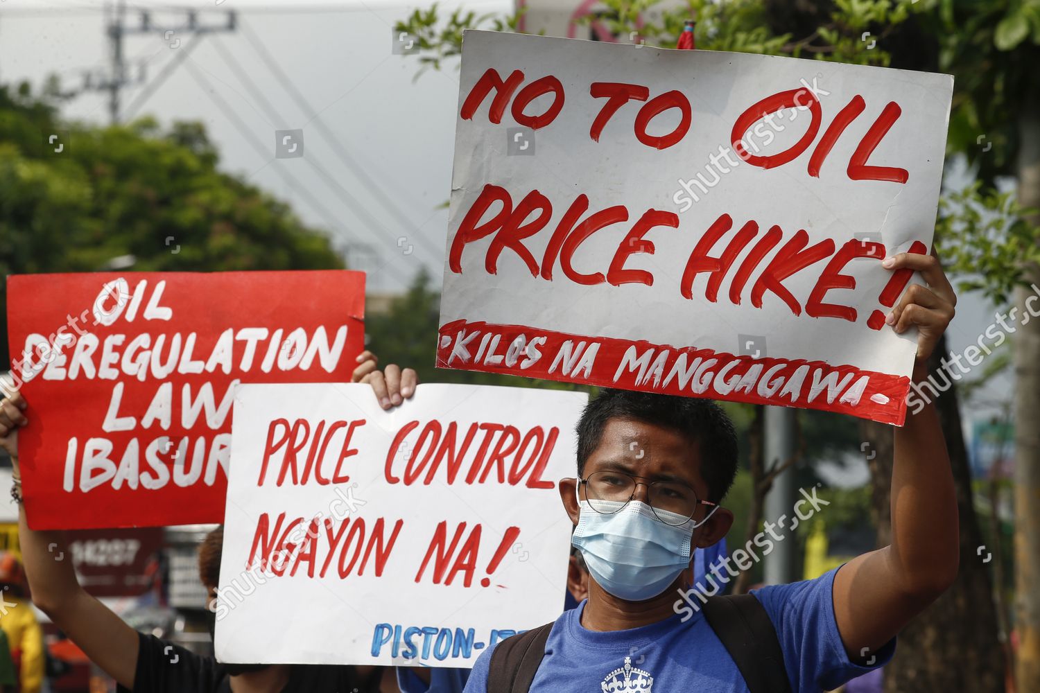 Protesters Hold Signs Slogans Protesting Fuel Editorial Stock Photo ...