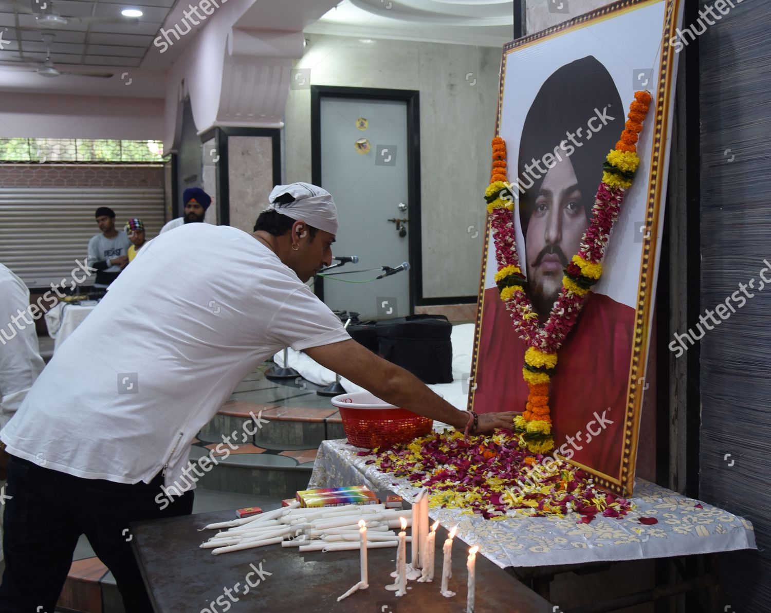 Singer Salim Merchant Pays Homage Indian Editorial Stock Photo - Stock ...