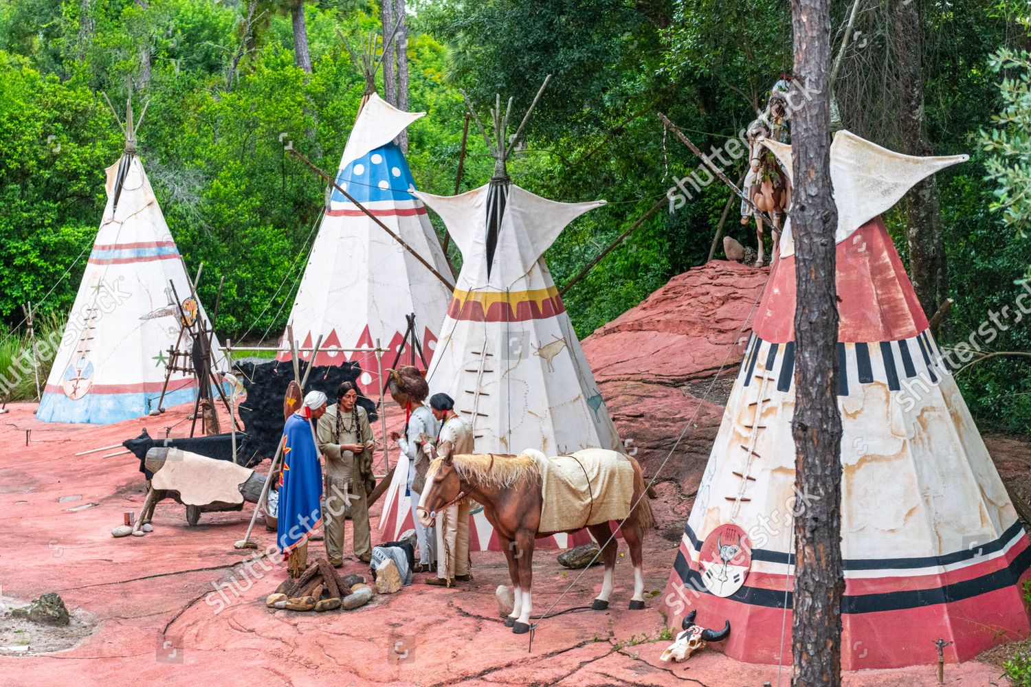 Reenactment North American Indian Village Sculpture Editorial Stock ...