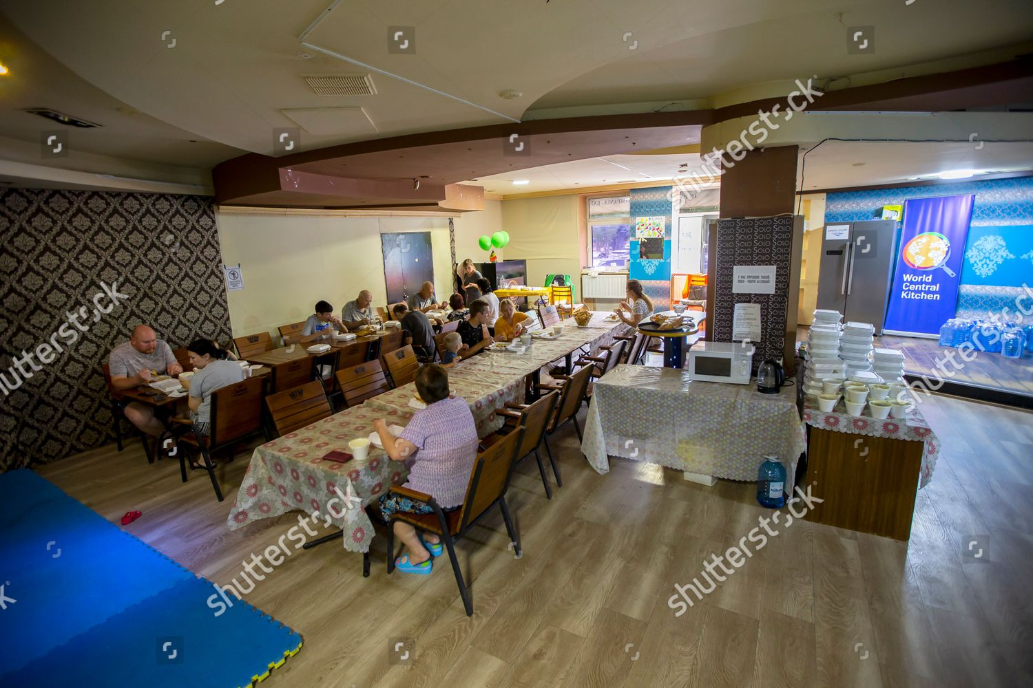 Ukrainian People Have Lunch Refugee Camp Editorial Stock Photo - Stock ...