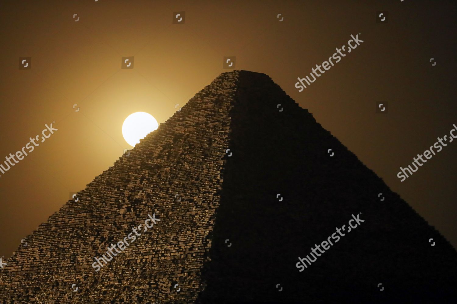 Supermoon Seen Near Great Pyramid Giza Editorial Stock Photo - Stock ...