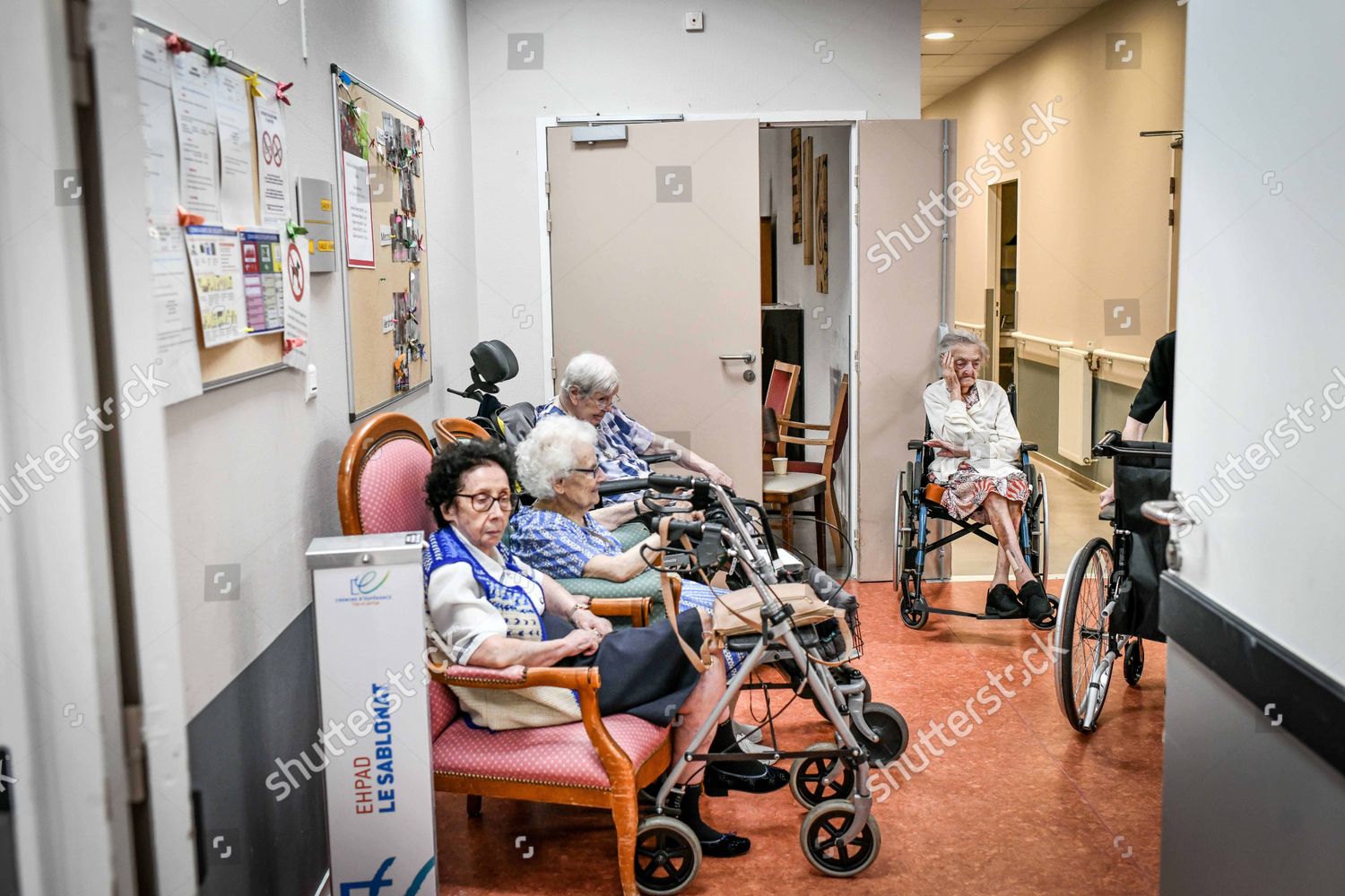 Visit Ehpad Establishment Accommodation Dependent Elderly Editorial ...