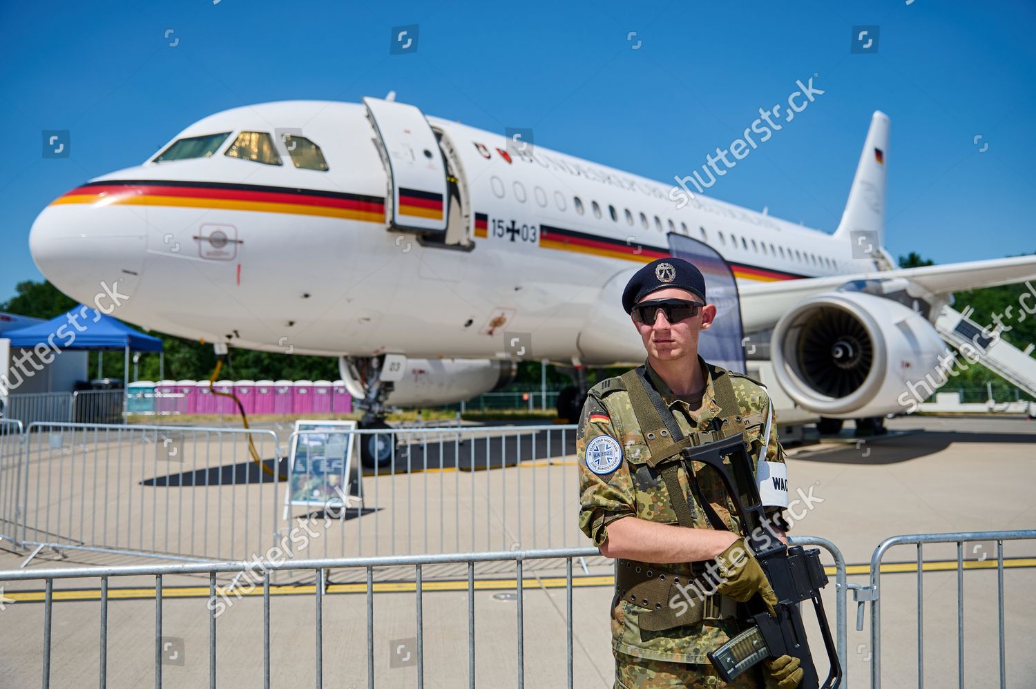 Bundeswehr Soldier Machine Gun Front Government Editorial Stock Photo ...