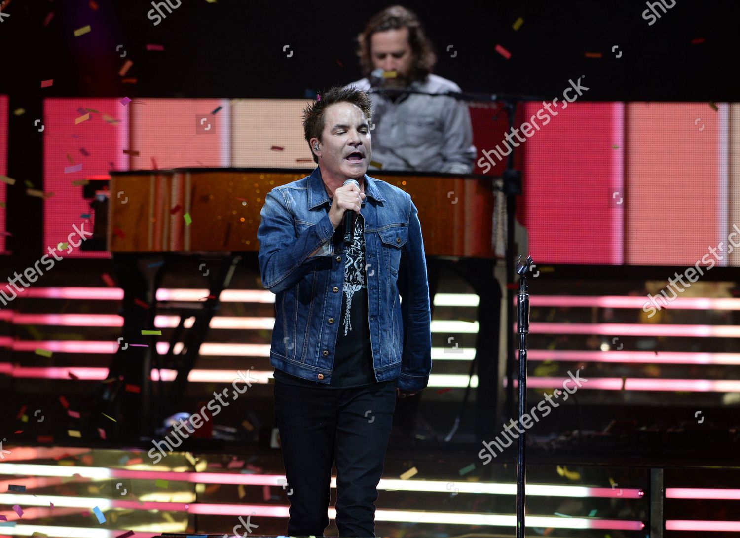 Pat Monahan Jerry Becker Train Perform Editorial Stock Photo - Stock ...