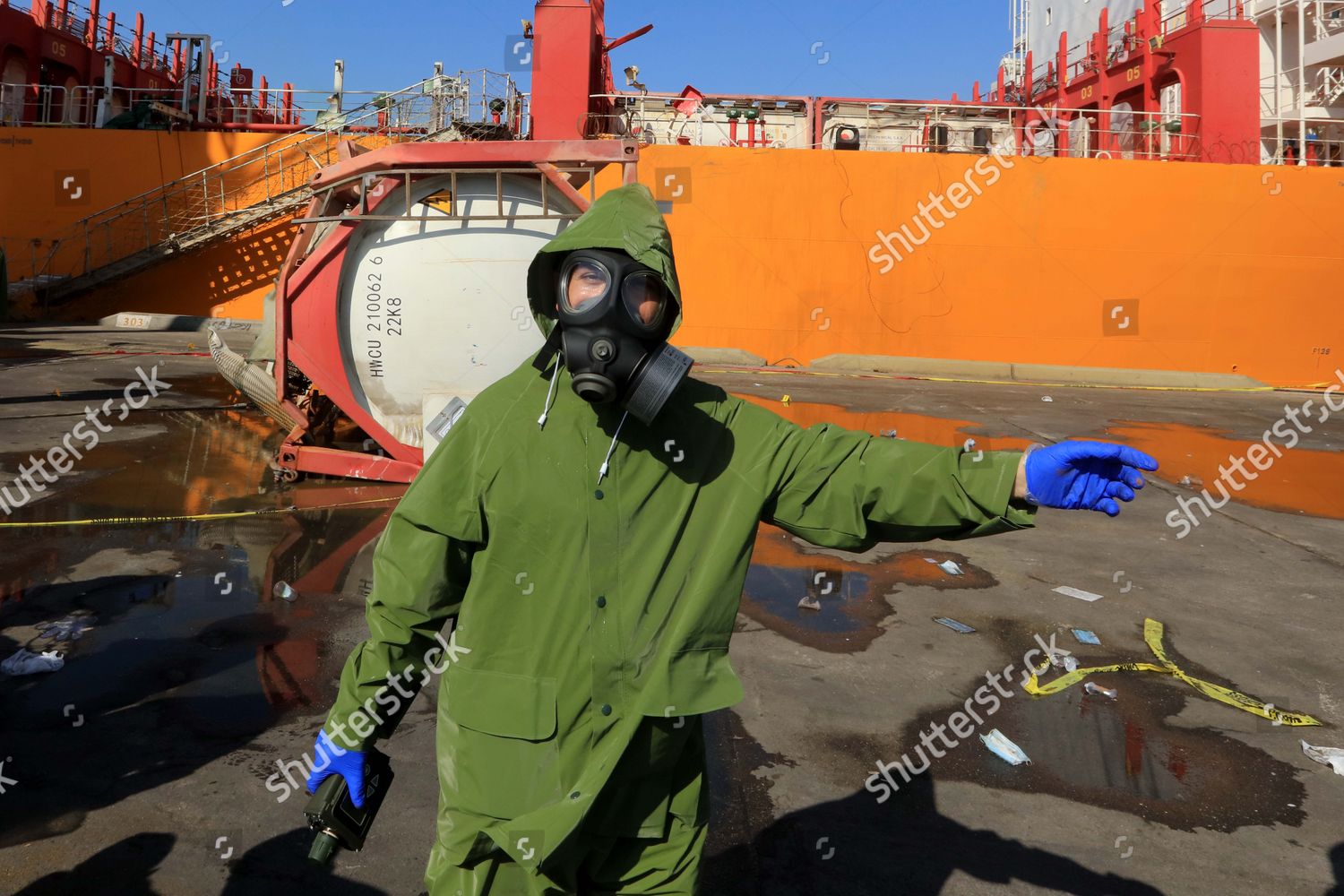 Authorities Investigate Scene Aftermath Explosion Tank Editorial Stock ...