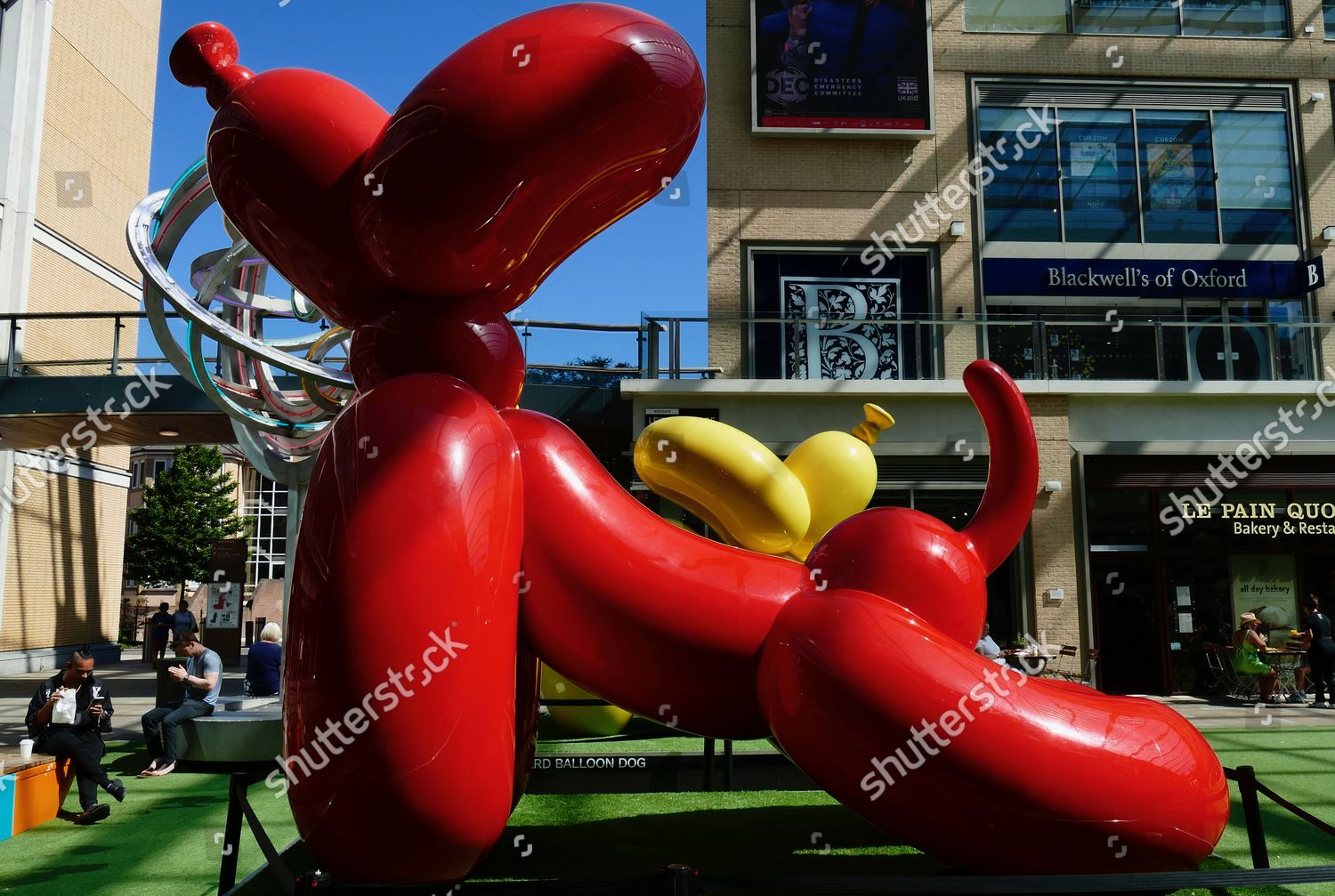 Giant Balloon Dogs Oxfords Westgate Centre Editorial Stock Photo ...