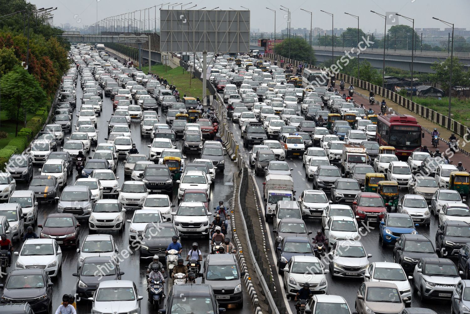 Traffic Jam Nizamuddin Bridge On Delhimeerut Editorial Stock Photo ...