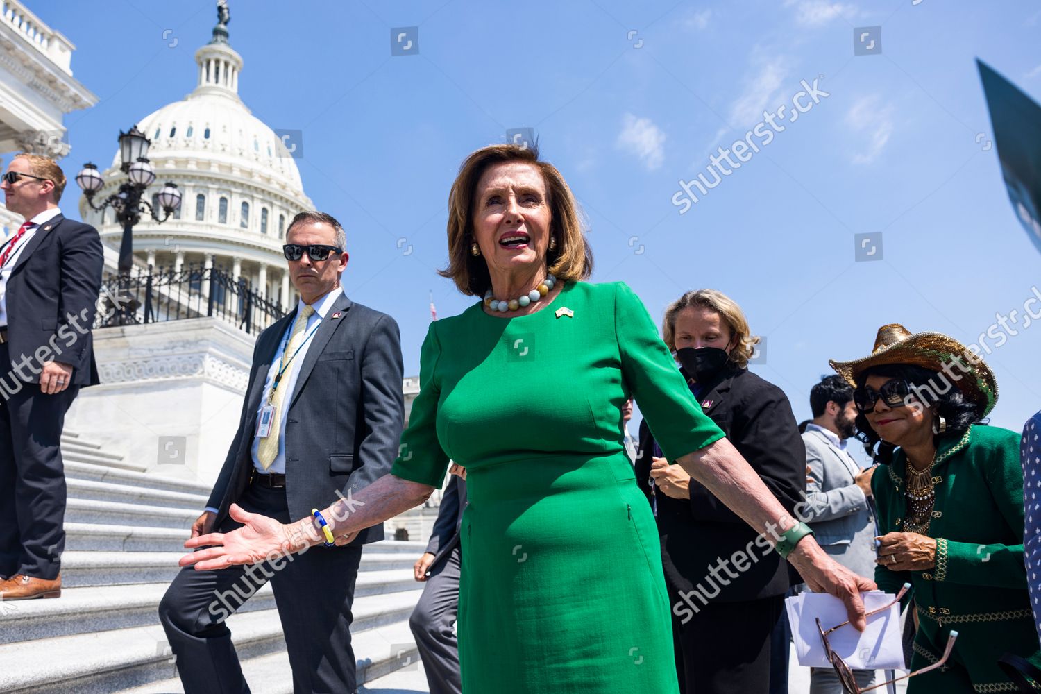 House Speaker Nancy Pelosi Departs Press Editorial Stock Photo Stock