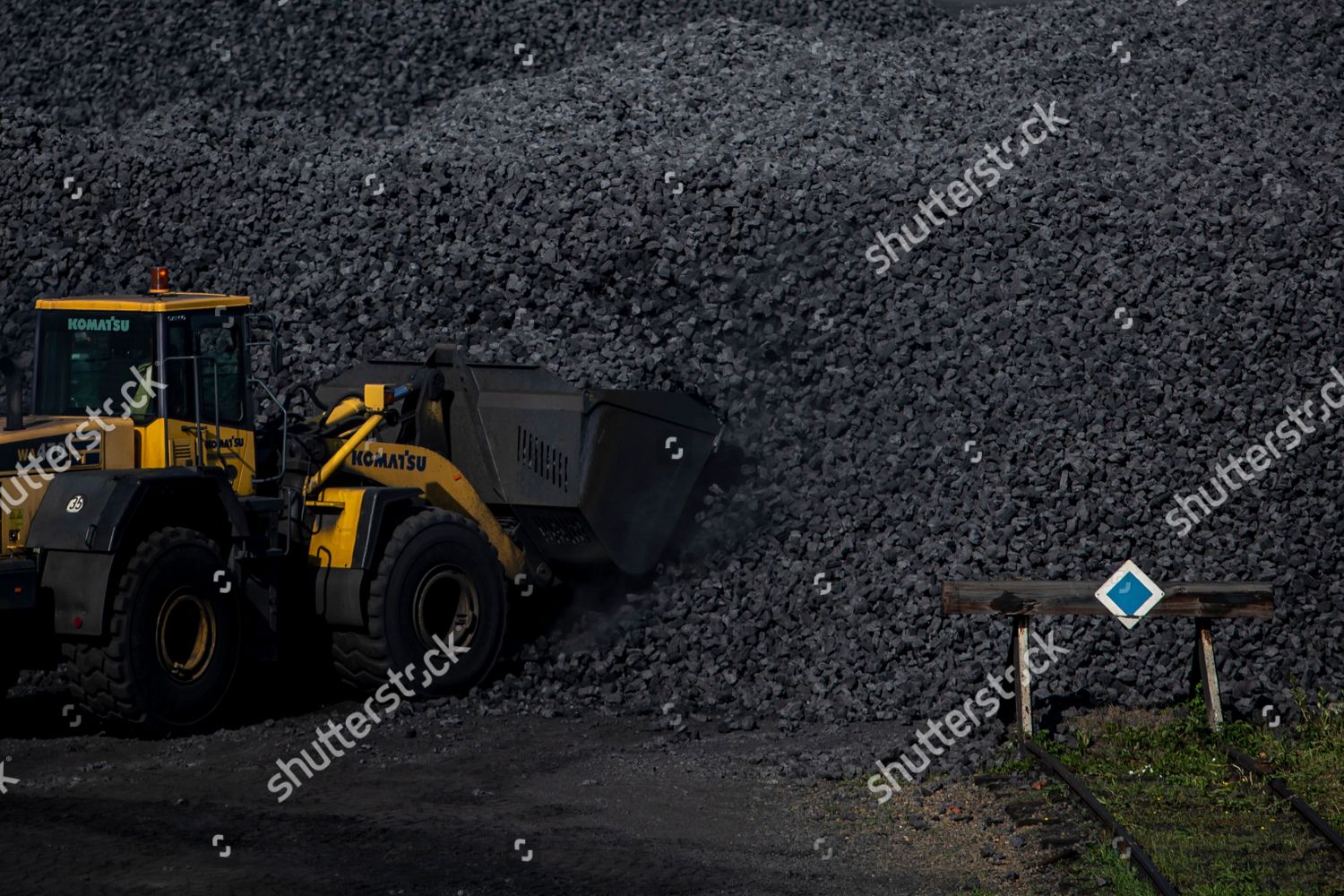 Loader Loads Coal Storage Area Coal Editorial Stock Photo - Stock Image ...