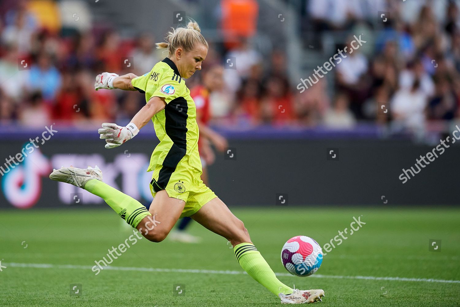 Merle Frohms Eintracht Frankfurt Germany Does Editorial Stock Photo ...