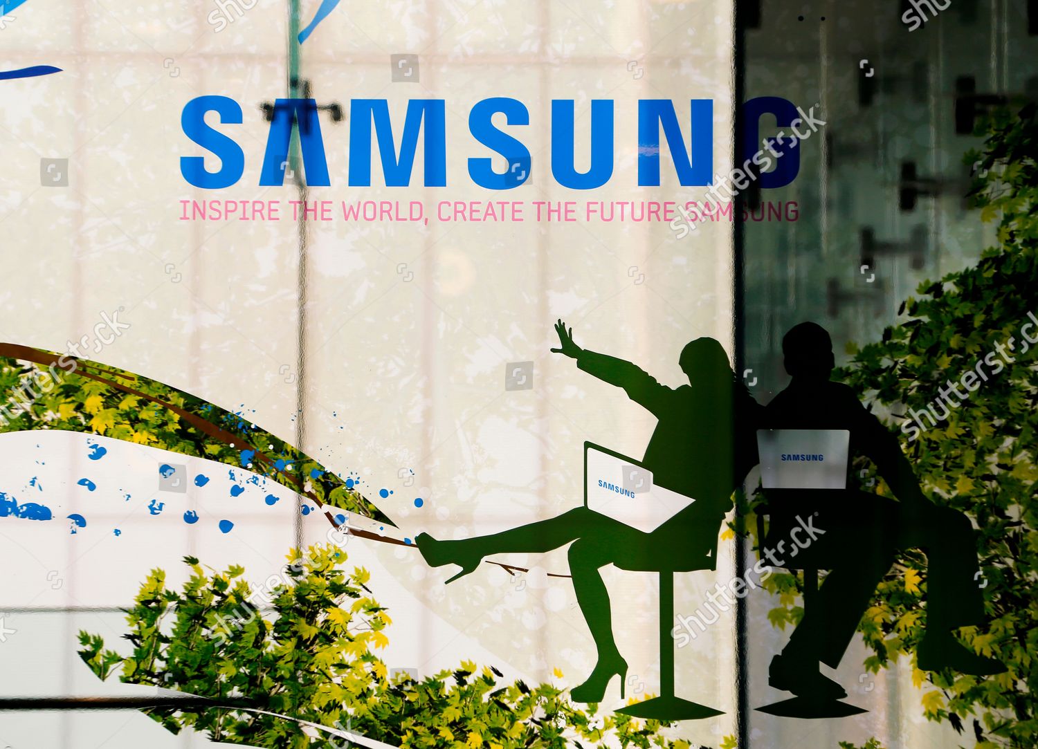 Samsung Electronics Logo Samsung Electronics Seen Editorial Stock Photo ...