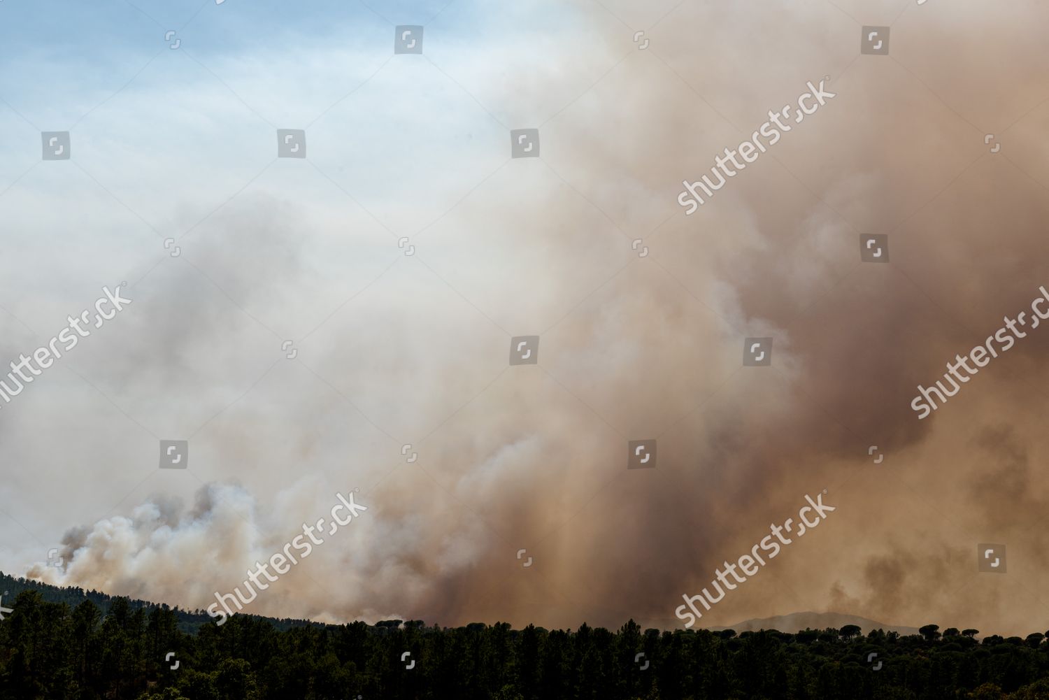 Dense Smoke Darkens Sky Reignited Forest Editorial Stock Photo - Stock ...
