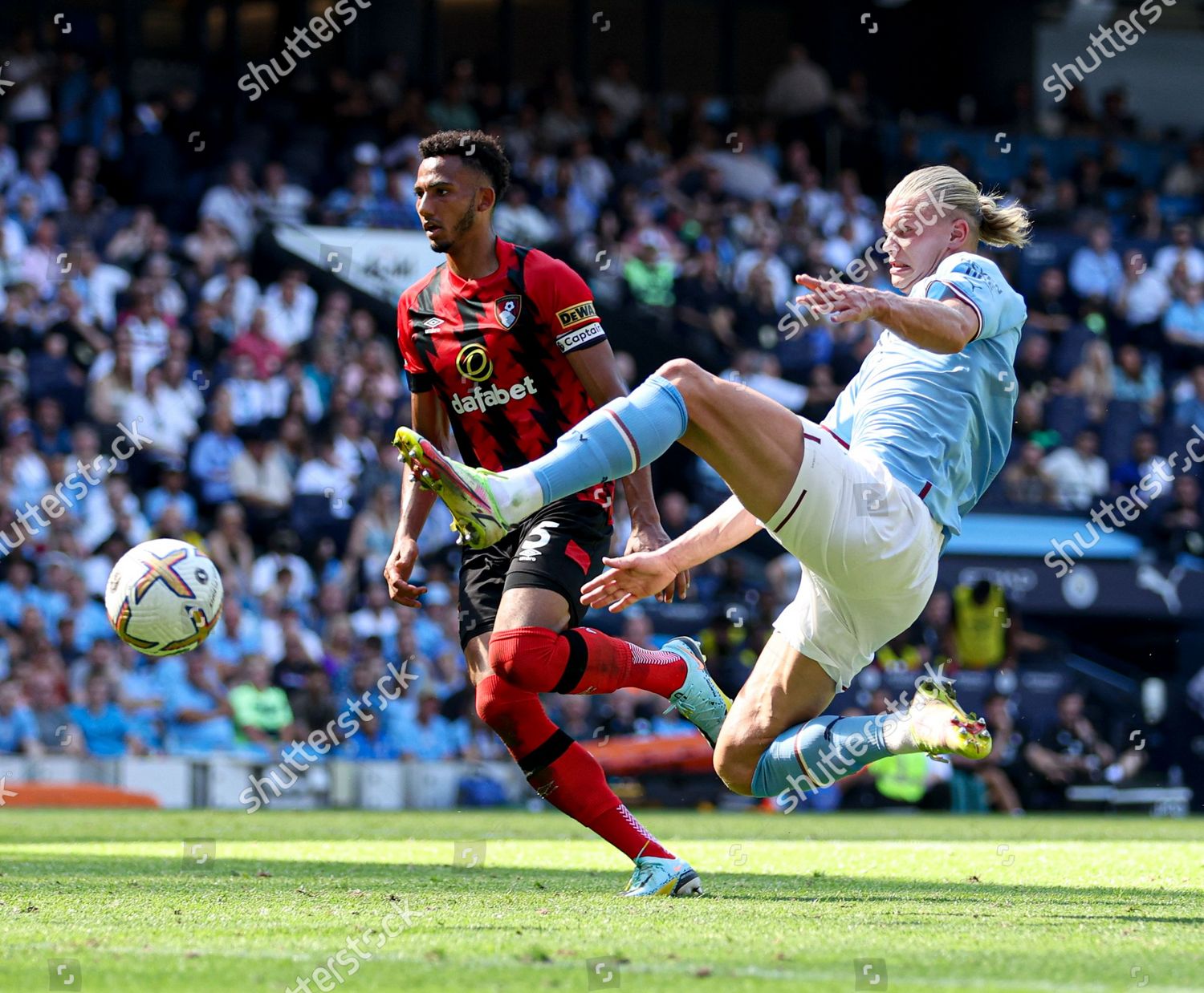 Erling Haaland Manchester City Shoots Goal Editorial Stock Photo ...