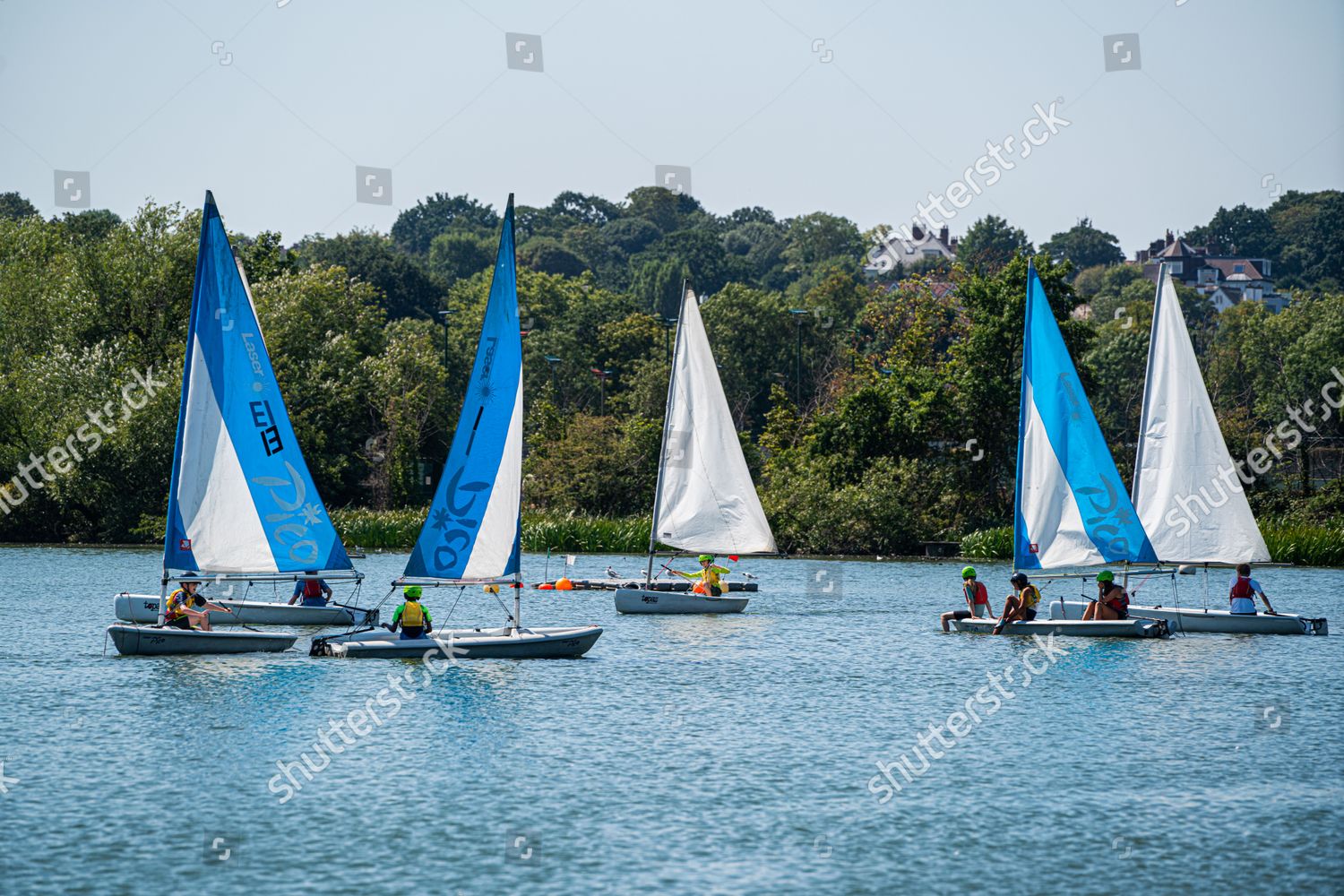 Sailing Dinghies On Wimbledon Park Lake Editorial Stock Photo - Stock ...
