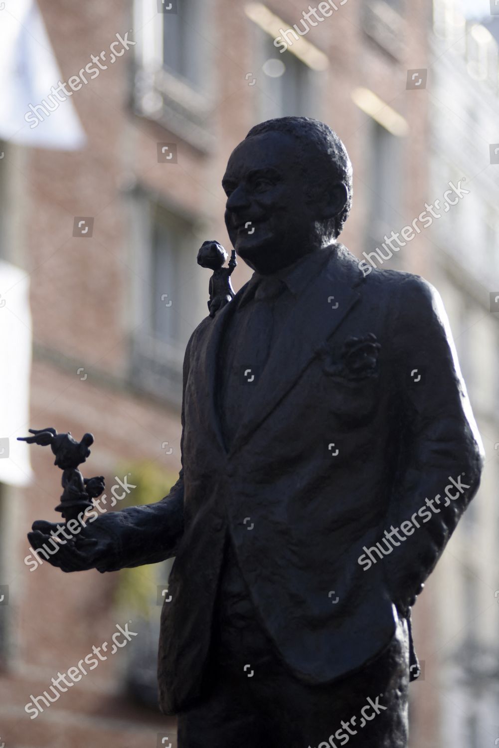 Ceremony Unveiling Commemorative Statue French Cartoonist Editorial ...