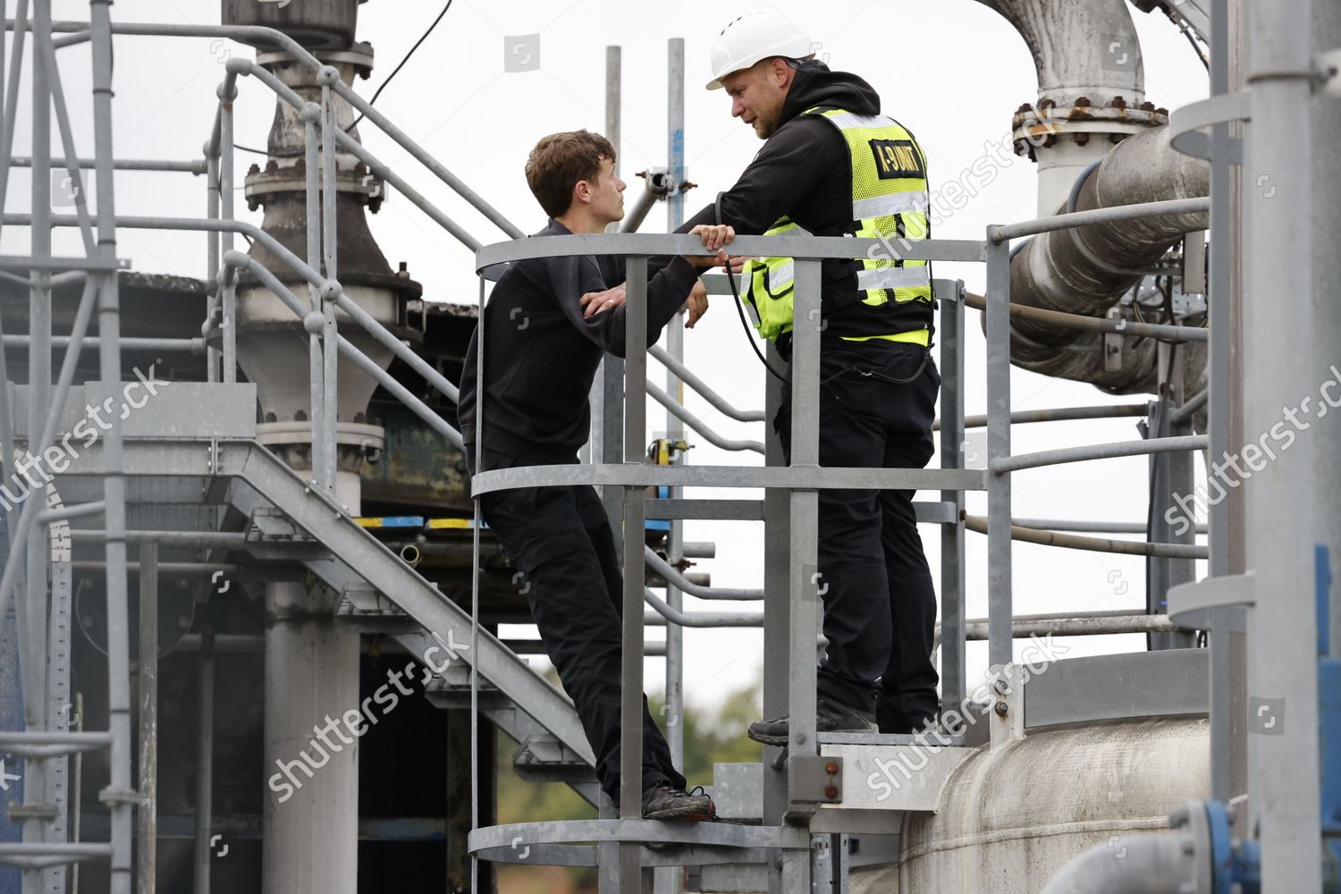 Security Guard Attempts Detain Just Stop Editorial Stock Photo - Stock ...