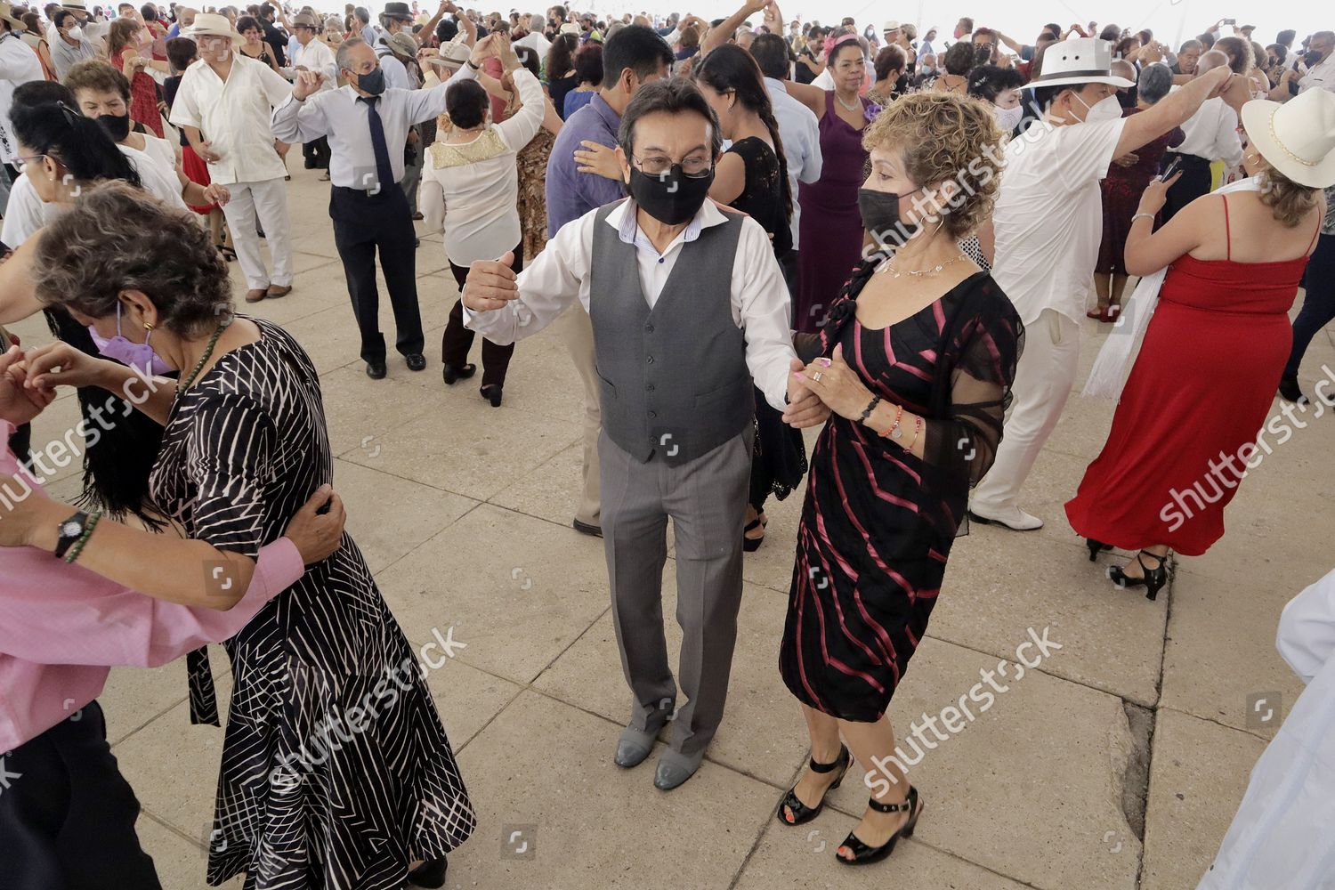 Elderlies Gathered On Esplanade Monument Revolution Editorial Stock ...