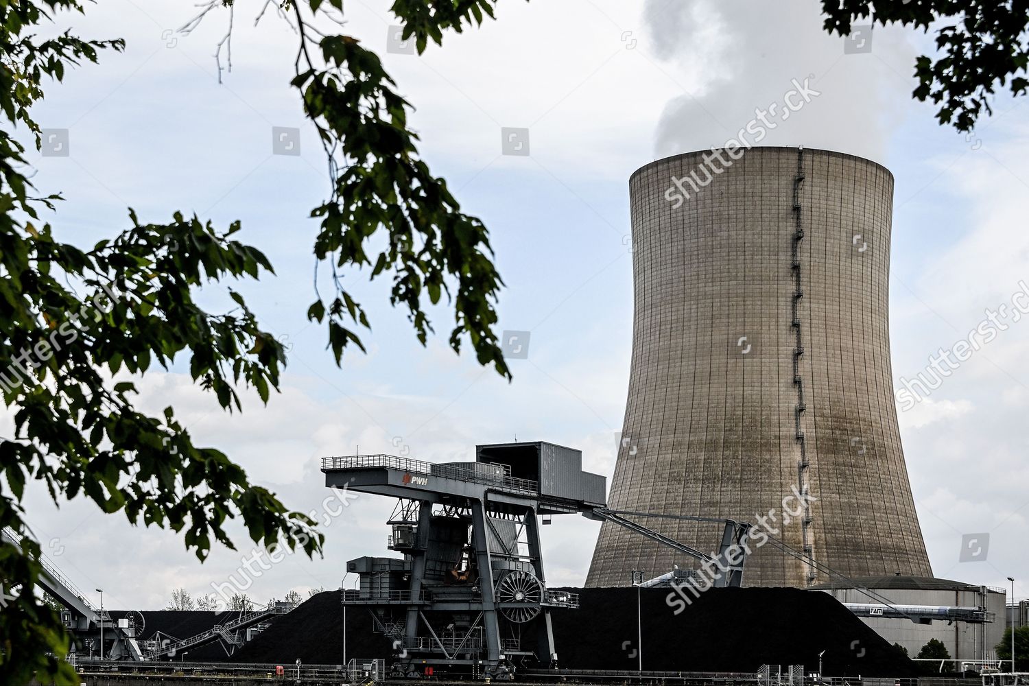 Steam Rises Hardcoalfired Power Plant Heyden Editorial Stock Photo ...