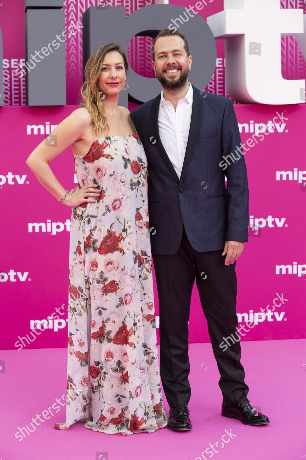 Izzet Pinto Poses Along Pink Carpet Editorial Stock Photo - Stock Image ...