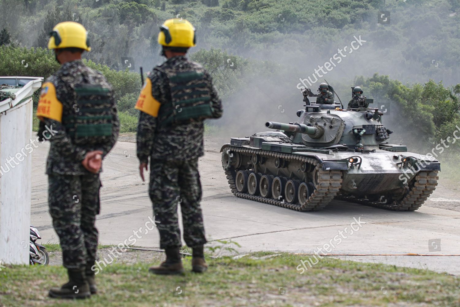Cm11 Tanks Maneuver During 2day Livefire Editorial Stock Photo - Stock ...