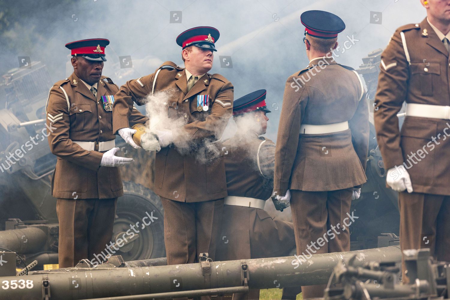 Soldiers 4 Regiment Royal Artillery Fire Editorial Stock Photo - Stock ...