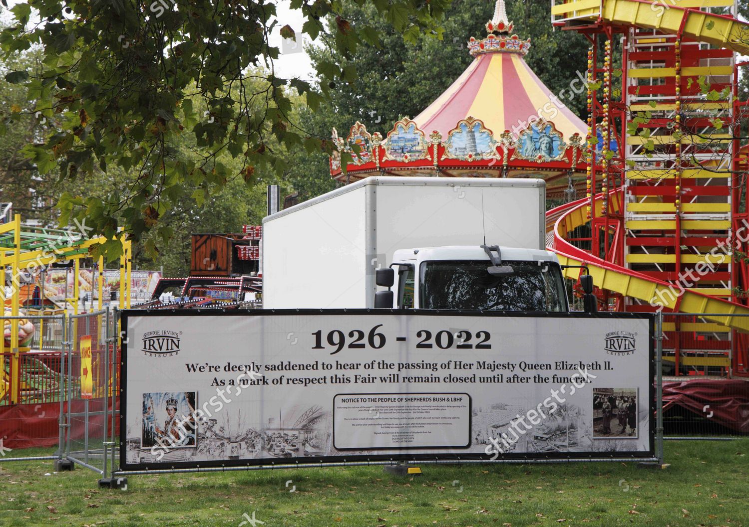 Funfair Shepherds Bush Closed Mark Respect Editorial Stock Photo ...