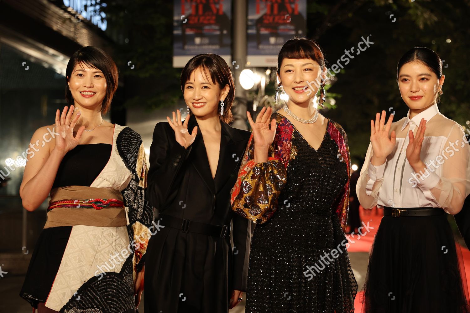 Rii Ishihara Atsuko Maeda Takako Tokiwa Foto stock editorial - Imagem stock | Shutterstock