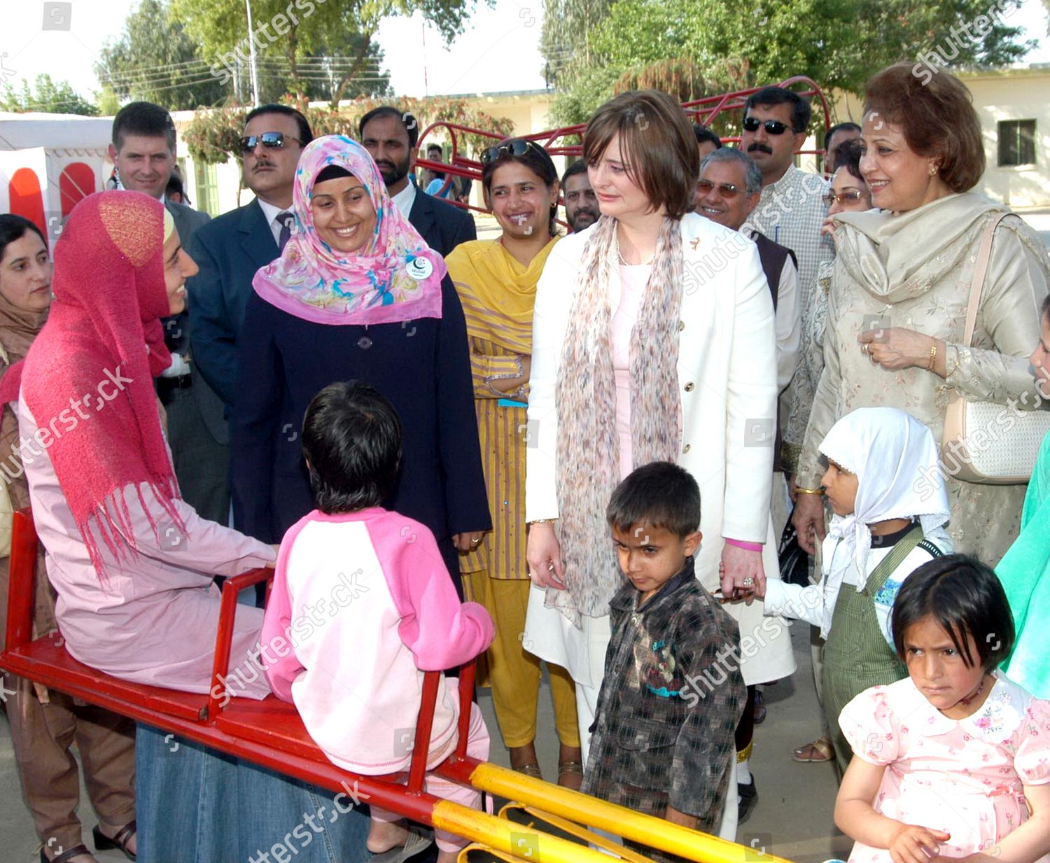Pakistans First Lady Begum Sehba Musharraf Editorial Stock Photo ...