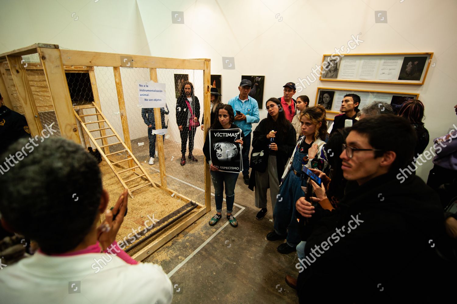 People Visit Bogotas International Art Fair Editorial Stock Photo ...