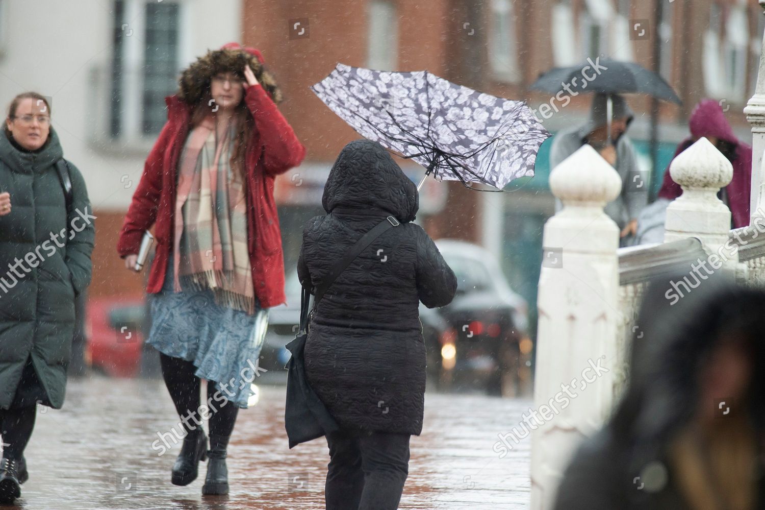 Wet Weather Tonbridge High Street Kent Editorial Stock Photo - Stock ...