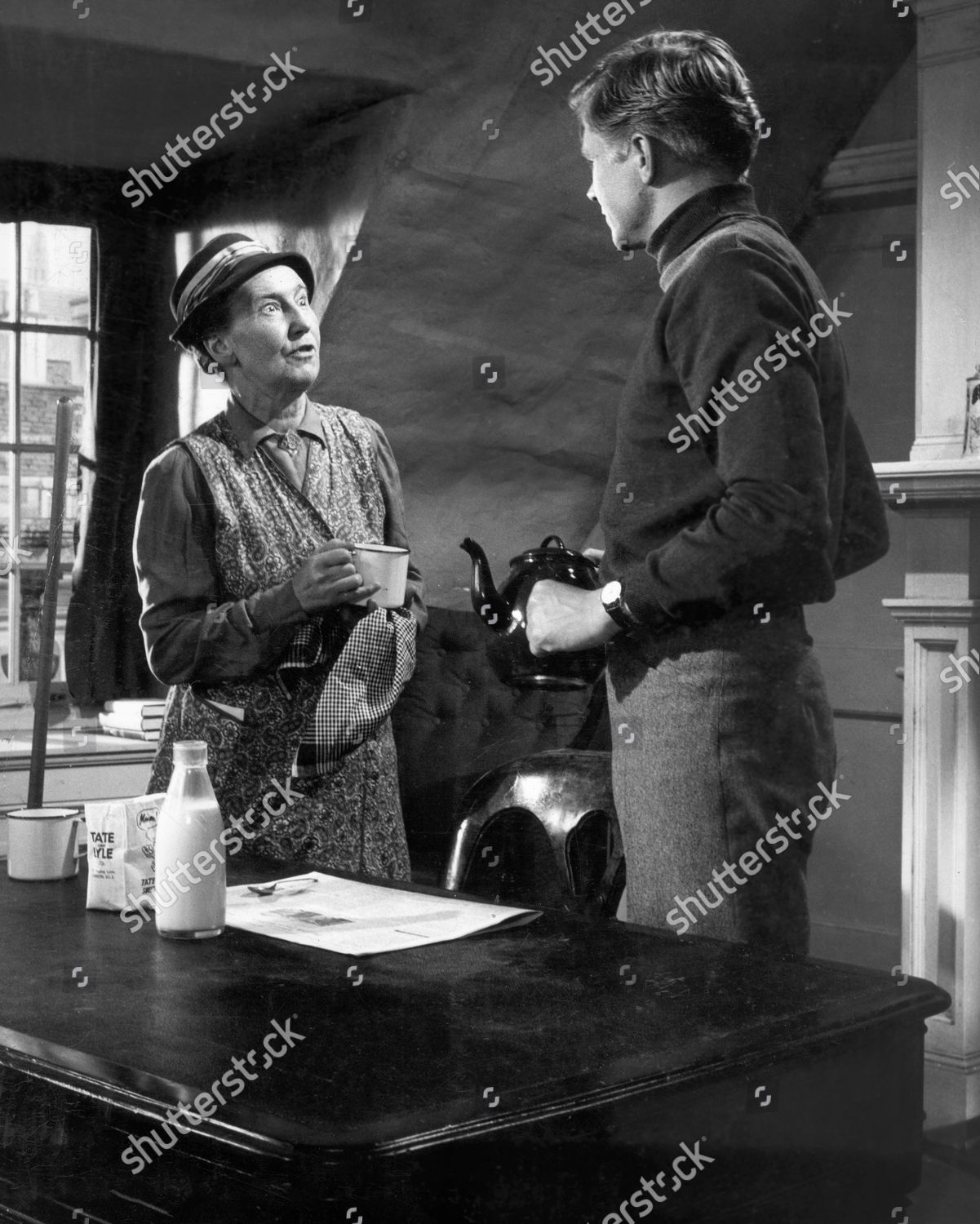 Beatrice Varley Hardy Kruger Onset British Editorial Stock Photo ...