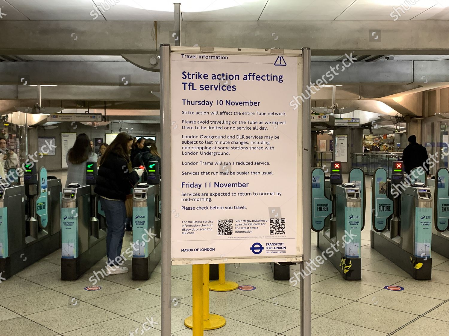 Tfl Notice Westminster Station Informing Customers Editorial Stock ...