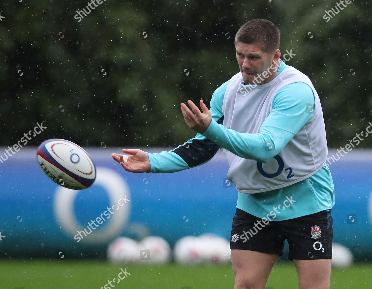 Owen Farrell Passes Ball Editorial Stock Photo - Stock Image | Shutterstock